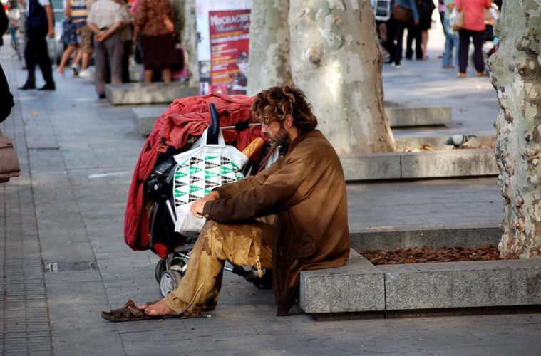 Barcelona’s homeless - FAVAS.NET